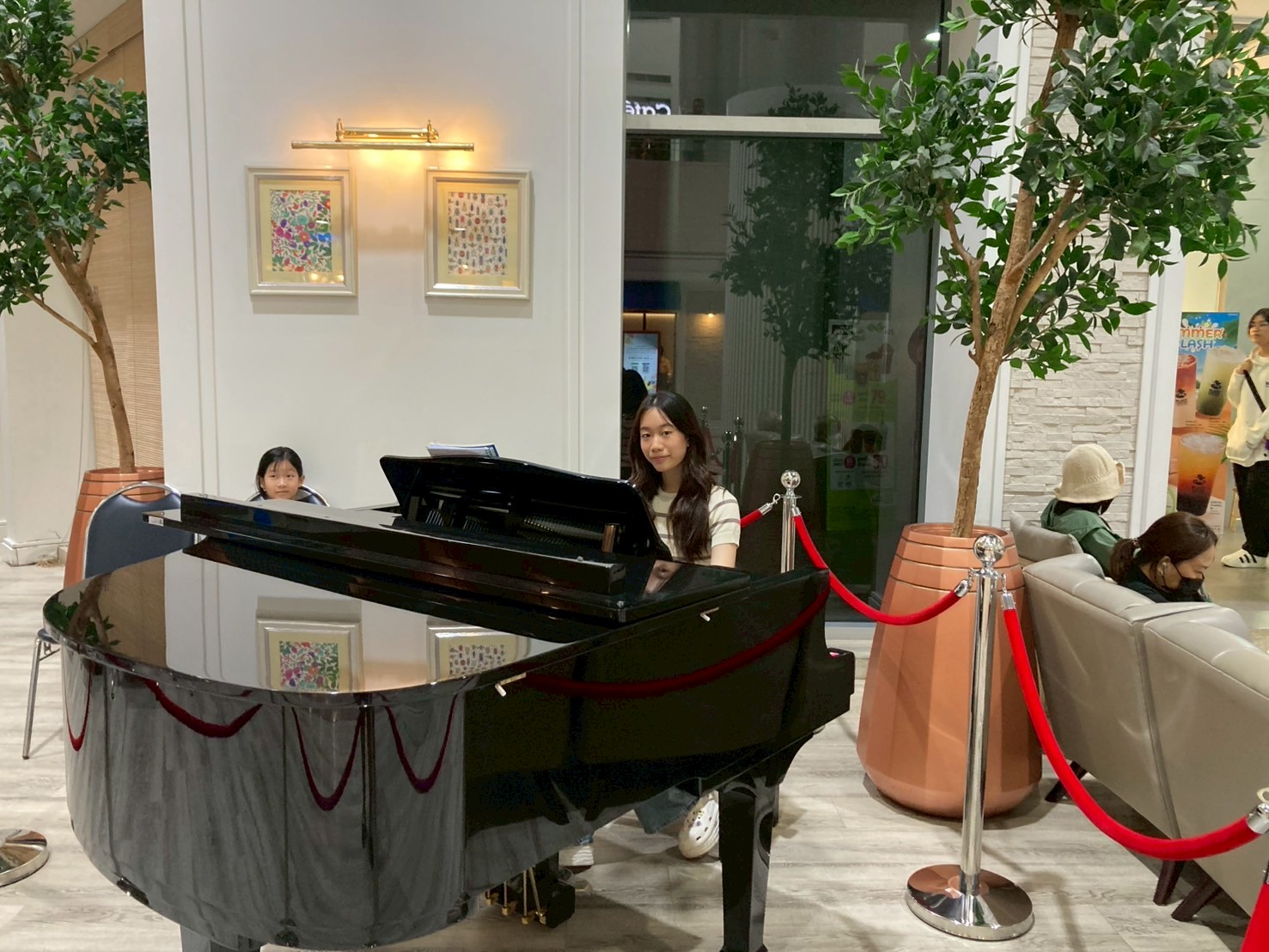 ขอขอบคุณนักดนตรีจิตอาสาโครงการ CRA Music Therapy จากใจ… ที่ร่วมสร้างรอย ...
