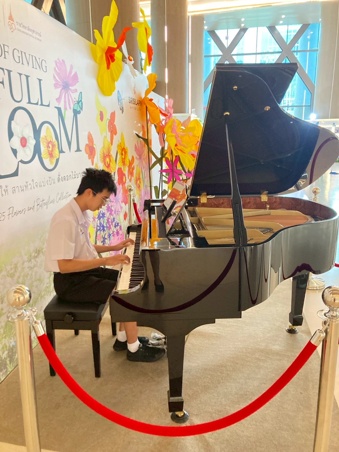ขอขอบคุณนักดนตรีจิตอาสาโครงการ CRA Music Therapy จากใจ… ที่ร่วมสร้างรอย ...