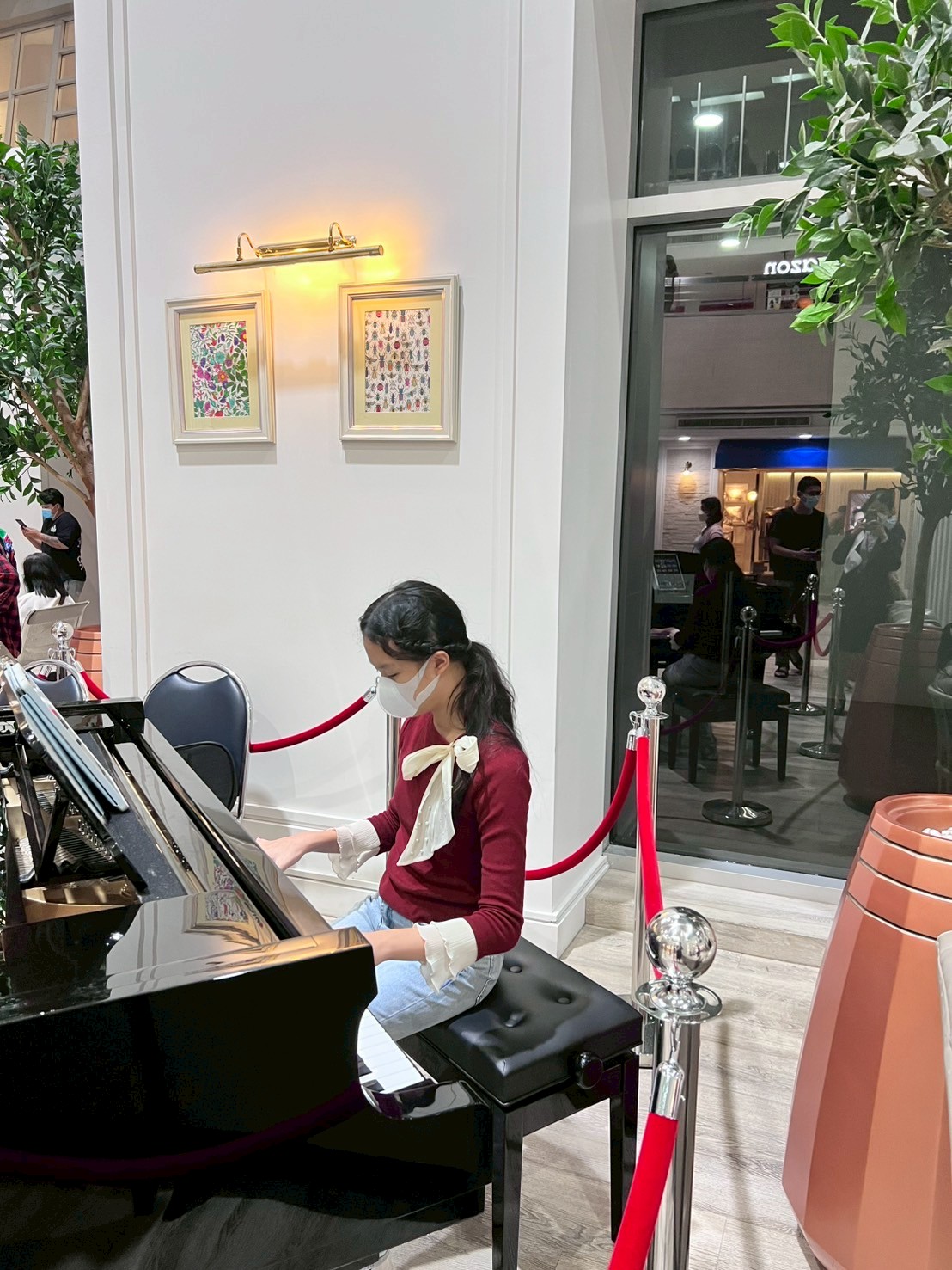 ราชวิทยาลัยจุฬาภรณ์ ขอขอบคุณ นักดนตรีจิตอาสา CRA Music Therapy ทุกท่าน ...